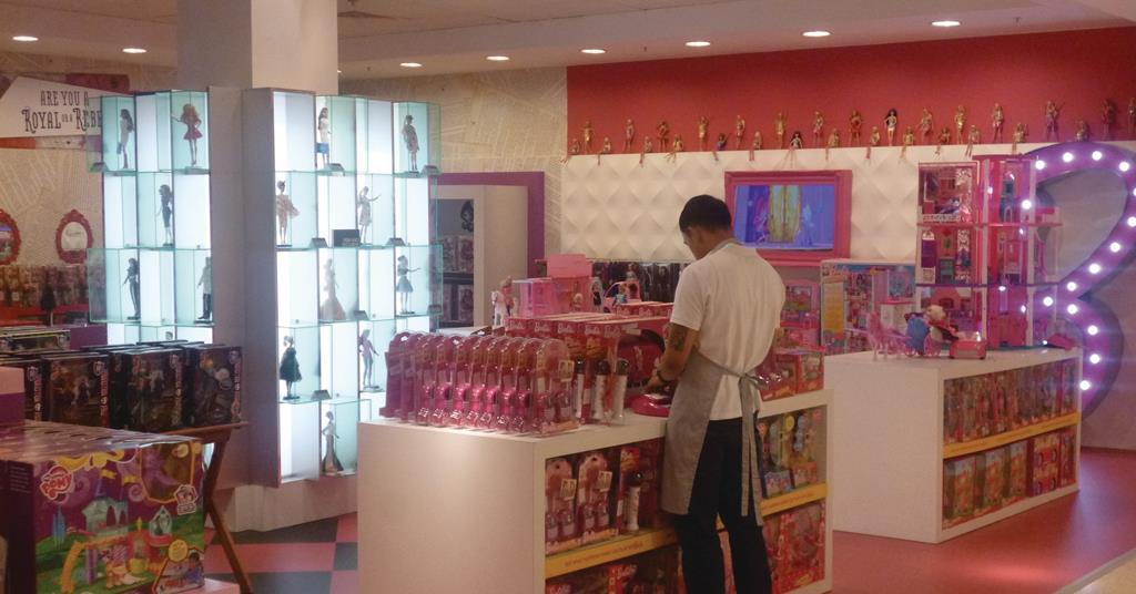 Store gallery: Toy Shop Selfridges – toy merchandising at its best ...