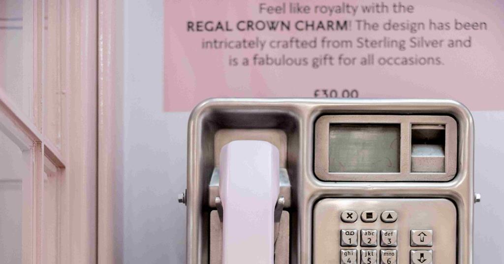 Pandora opens ‘warm, welcoming and playful’ new concept store | Gallery ...