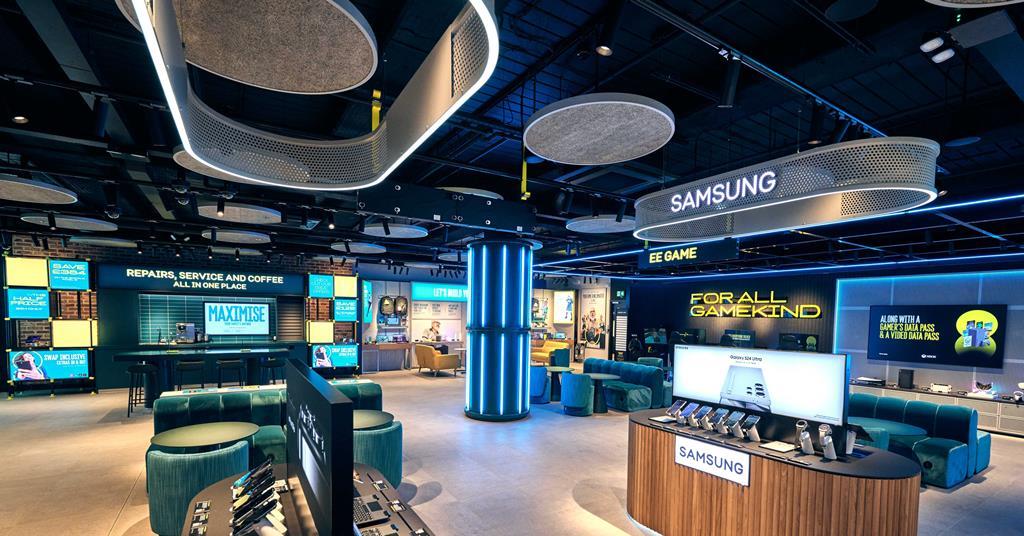 Store gallery: EE opens new experience store in Bristol | Retail Week