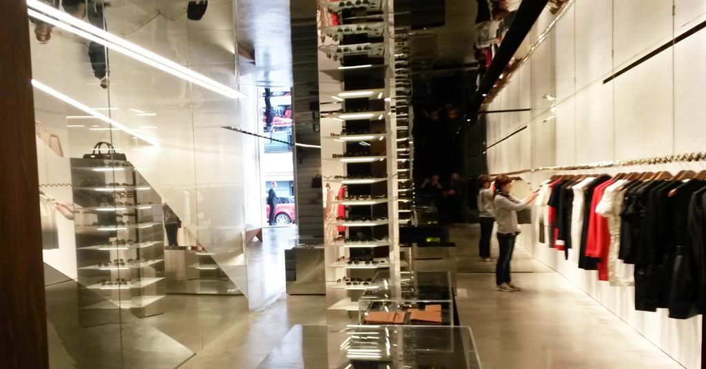 Store gallery: Victoria Beckham opens first store on Dover Street ...