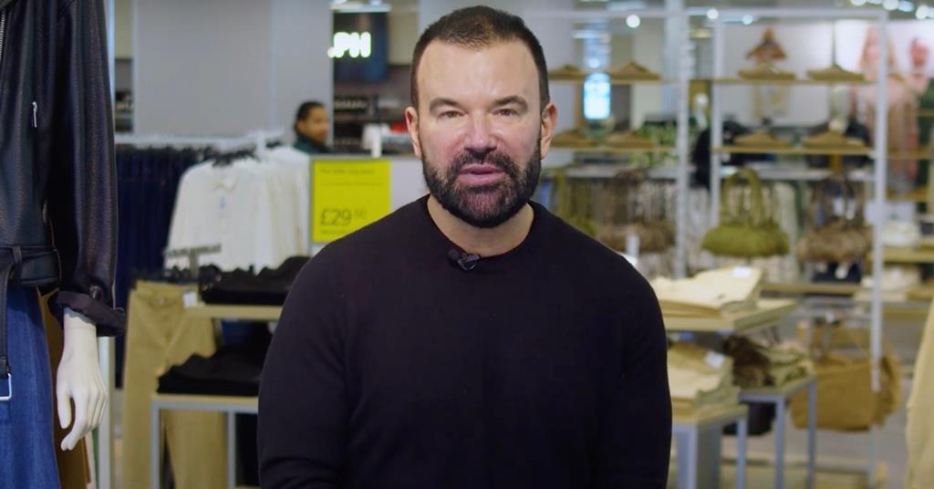 Watch: Marks & Spencer CEO Stuart Machin wins Leader of the Year at ...