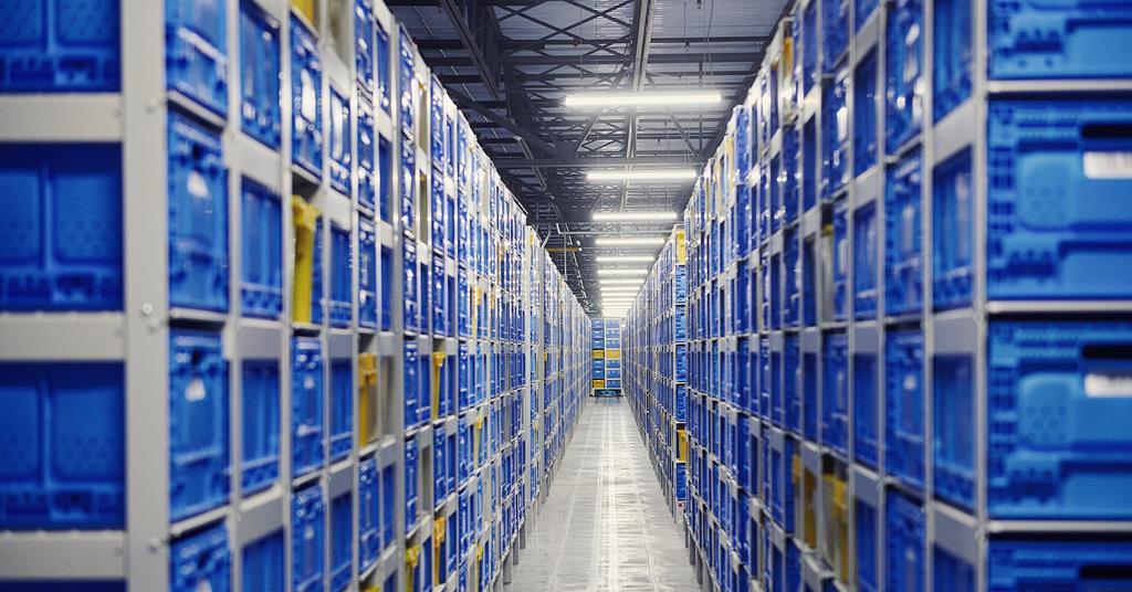 What Amazon is doing in the US to revolutionise global operations ...