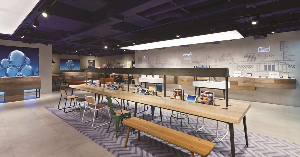 Store gallery: O2's new-look phone store rings in the changes | Gallery ...