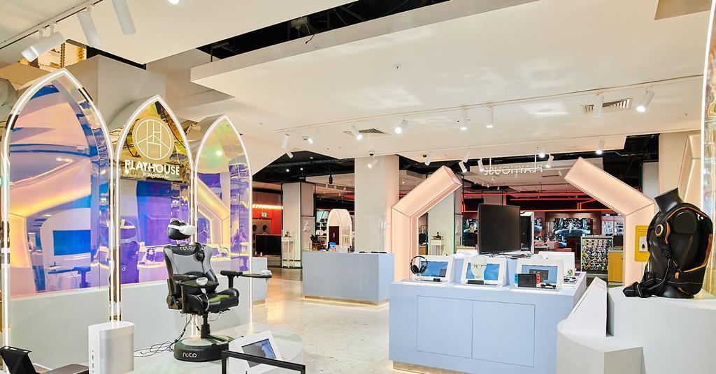 Store gallery: Selfridges ‘transforms’ tech offer with gaming ...