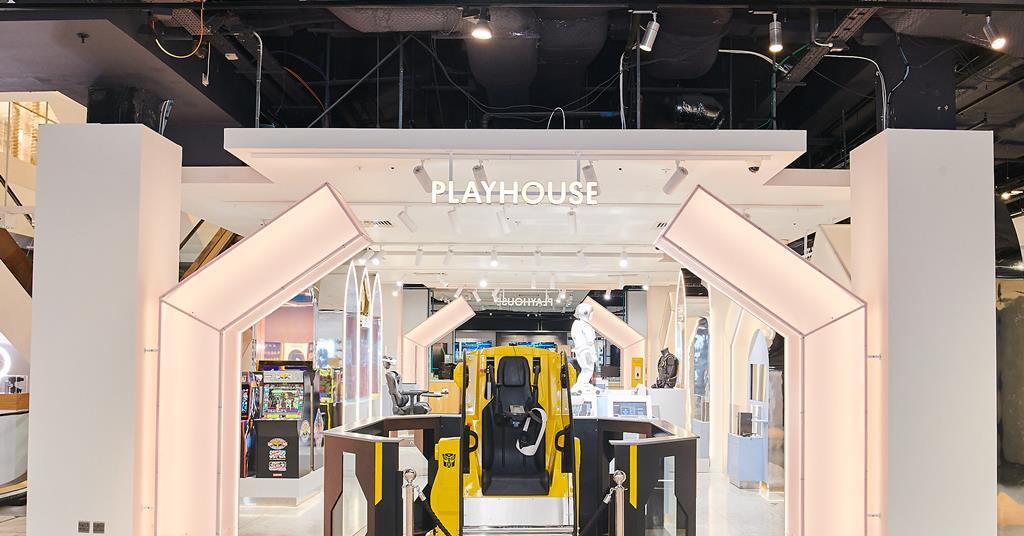 Store gallery: Selfridges ‘transforms’ tech offer with gaming ...