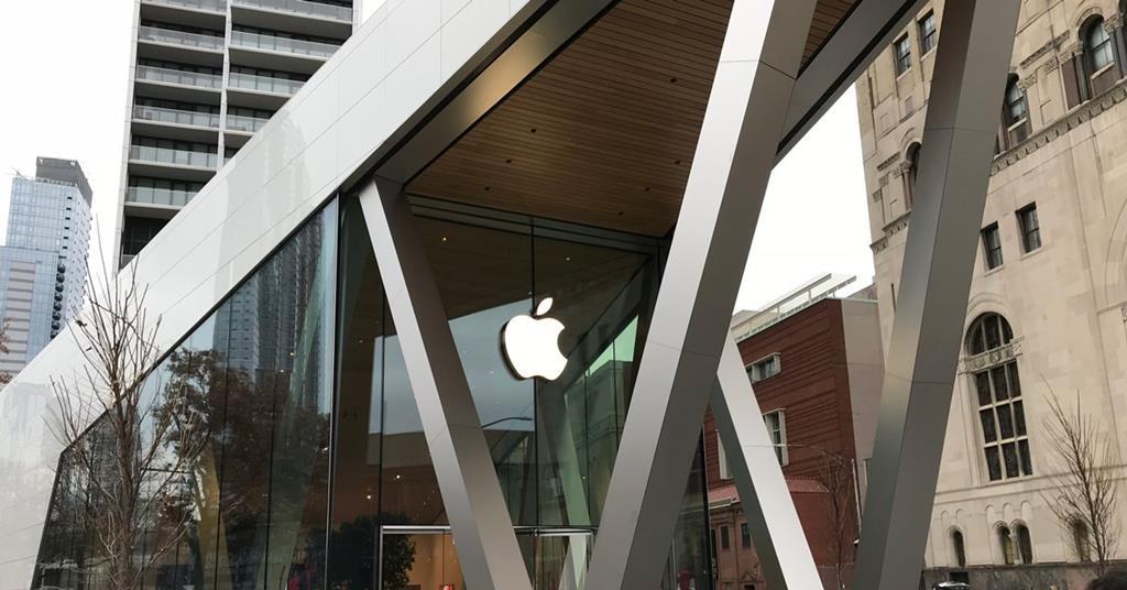 Store gallery: Apple unveils new store in Brooklyn's core | Gallery ...