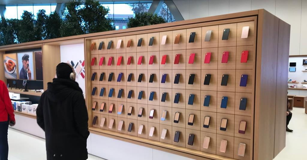Store gallery: Apple unveils new store in Brooklyn's core | Gallery ...