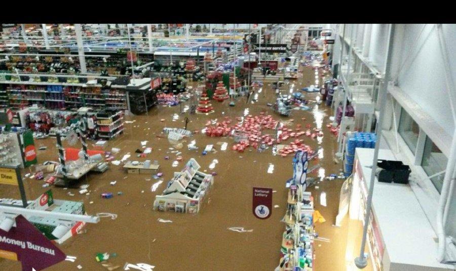 Gallery: Grocers hit by flash floods during Storm Desmond | Gallery ...