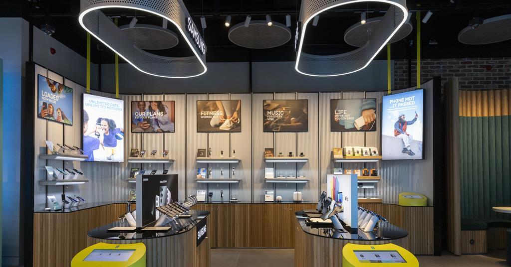 Store gallery: EE opens ‘visionary’ new flagship store in Westfield ...