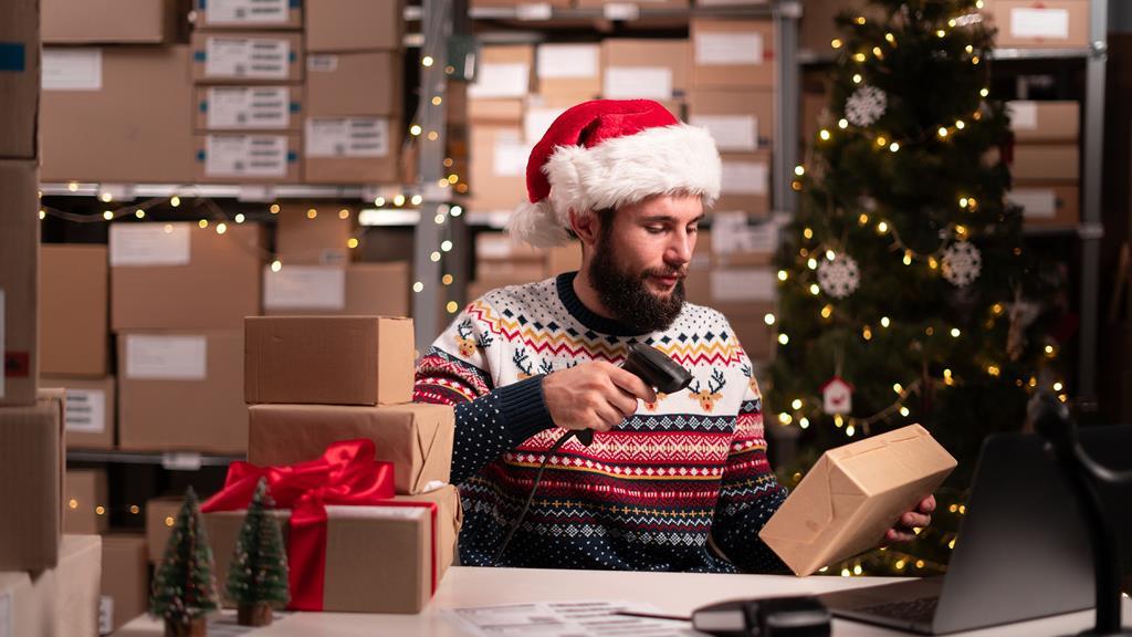 Four ways to deliver for customers during peak Christmas season ...