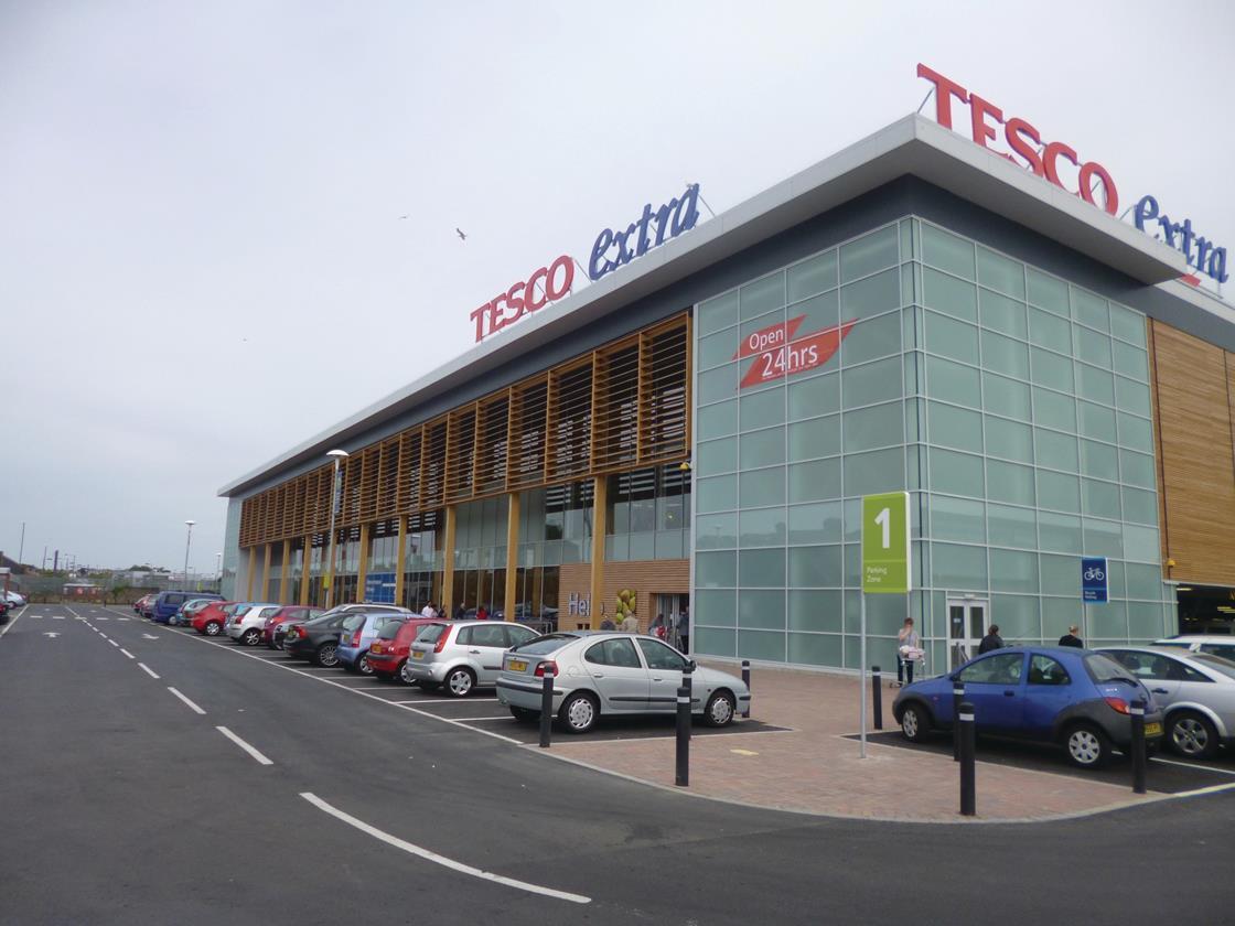 Tesco trials new family carvery restaurant Decks in Coventry store ...