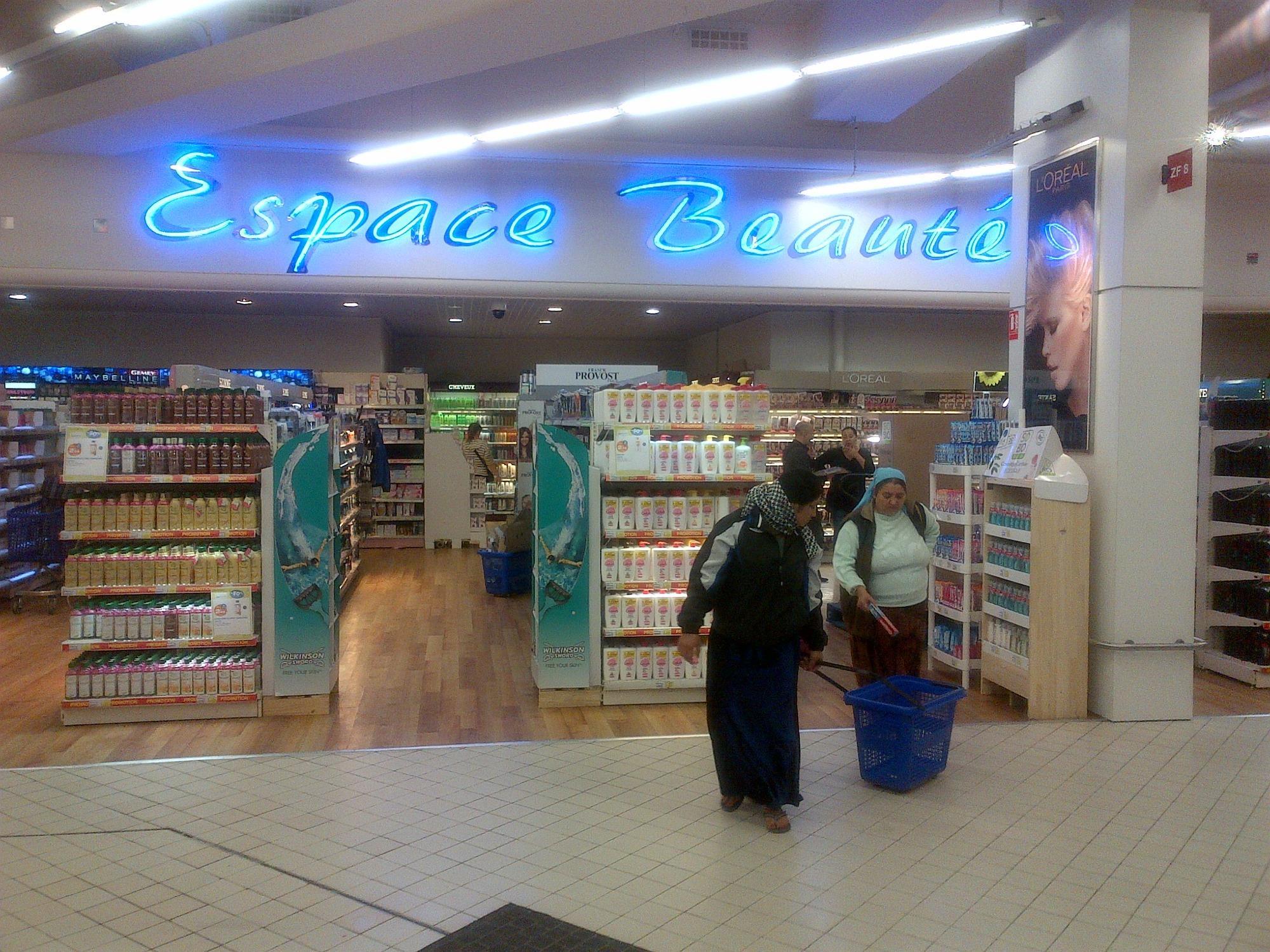 Store gallery: Are hypermarket's still a successful store format ...