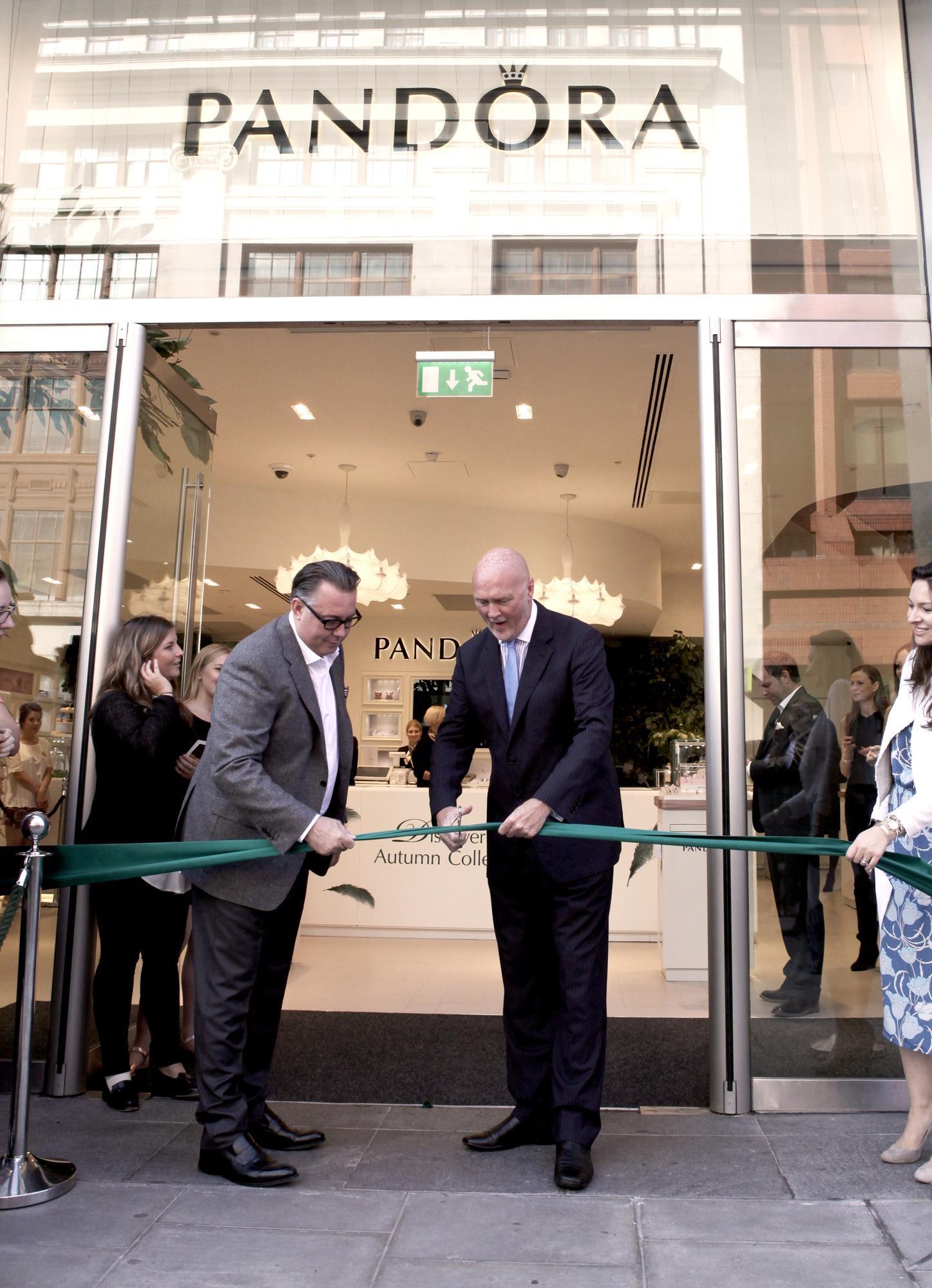In pictures: Pandora opens Oxford Street flagship as it eyes London ...