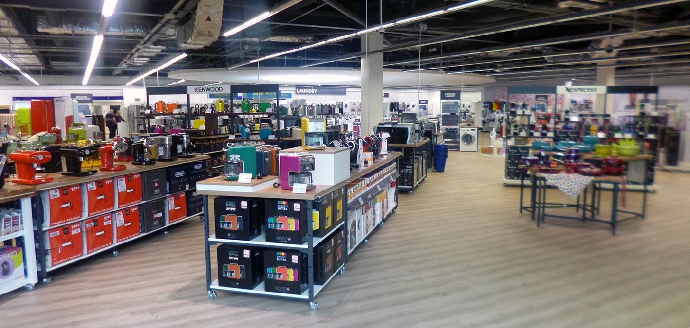 Store gallery: Dixons unveils convenience and lifestyle designs | Photo ...
