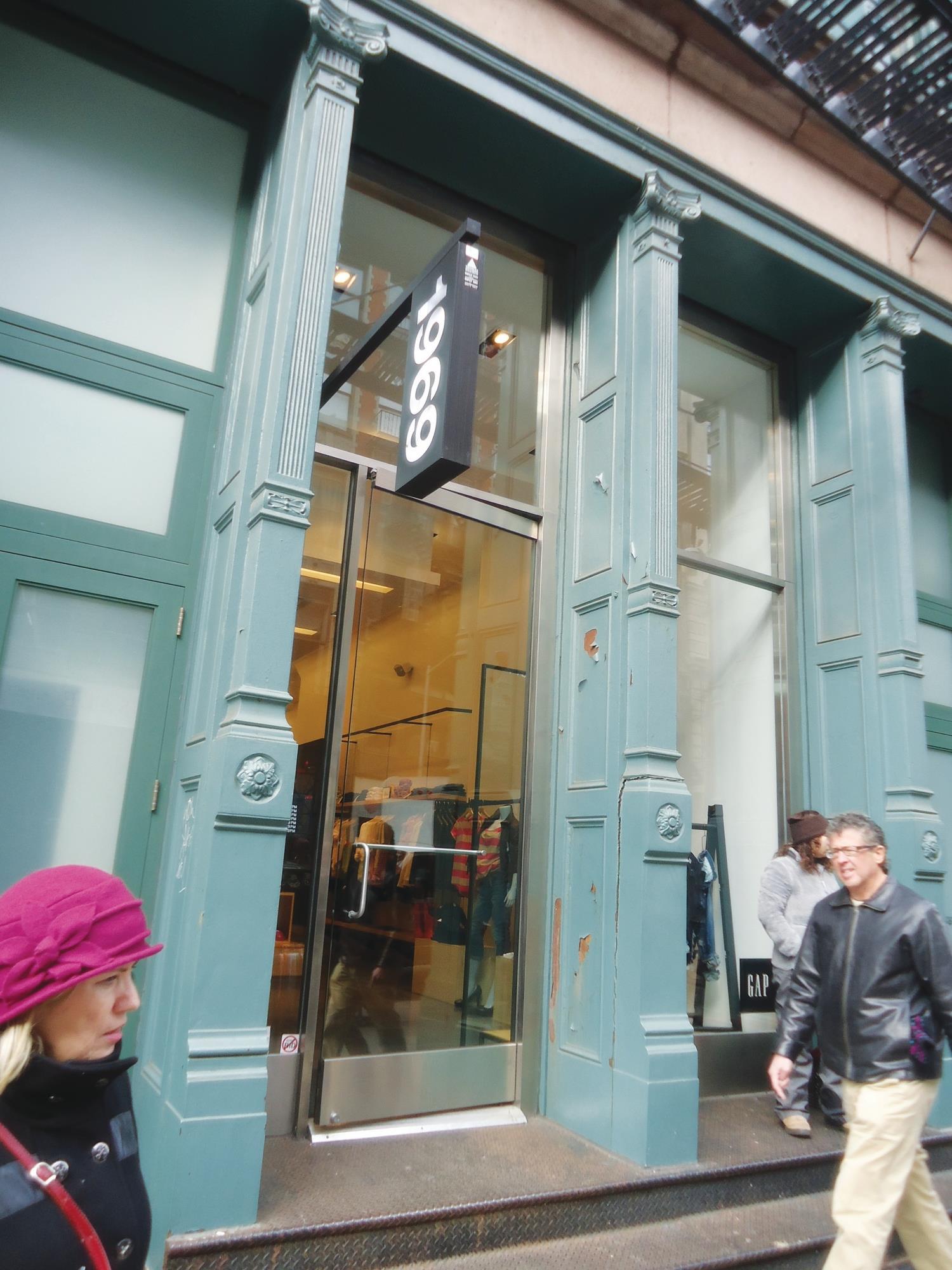 New York store design: A year’s a long time in retail | Photo gallery ...