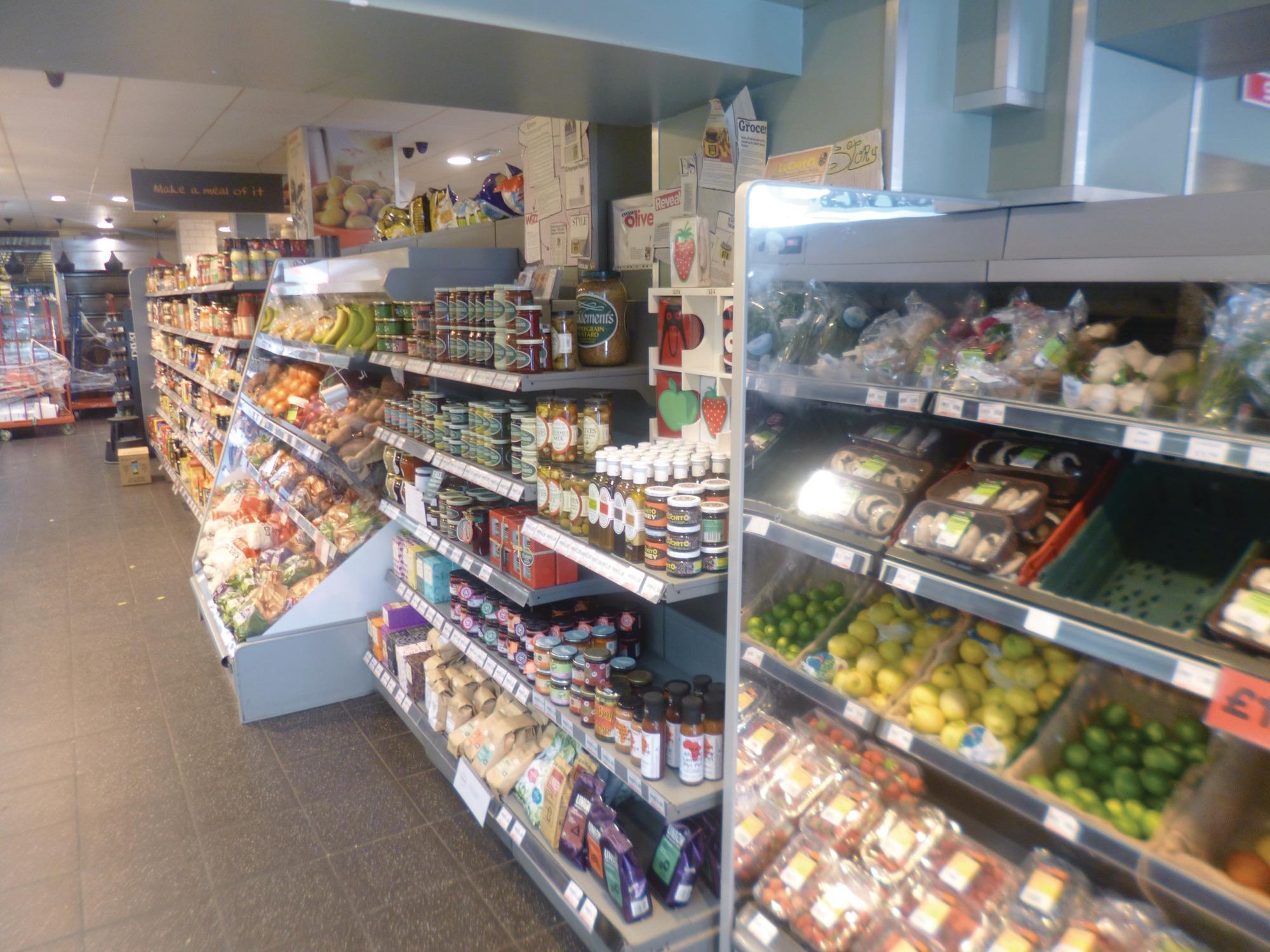 Store gallery: Spar and Eat 17 – convenience store and restaurant ...