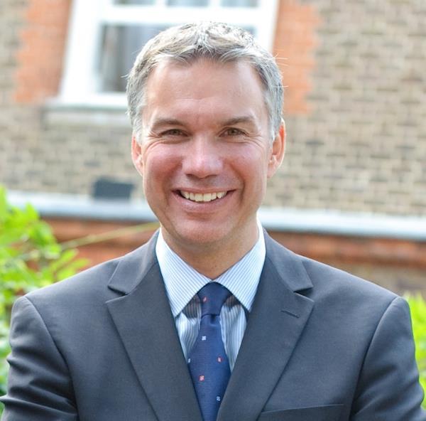 Euan Sutherland's Instagram, Twitter & Facebook on IDCrawl